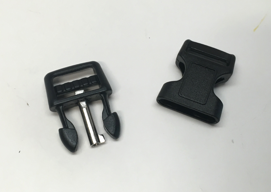 HikePro - HD 5/8 Curved Buckle with Hidden Metal Key